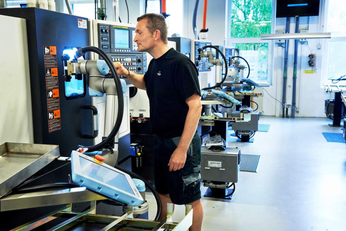 Cambrian Vision System - Collaborative Robots (Cobots)